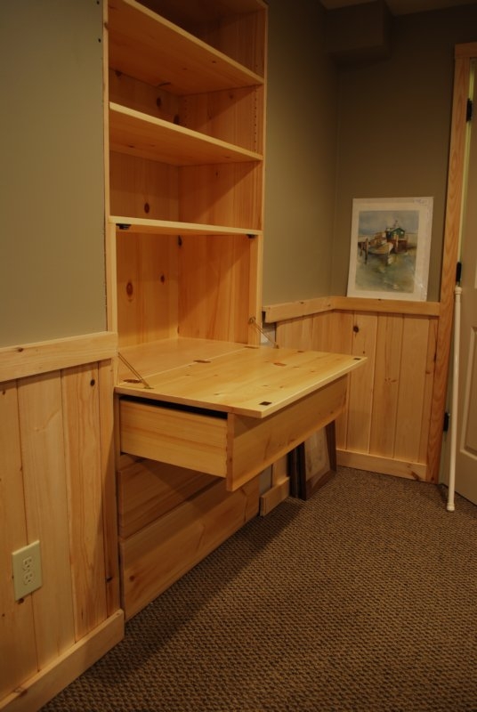 Built-In Work Station | Maker Marketplace